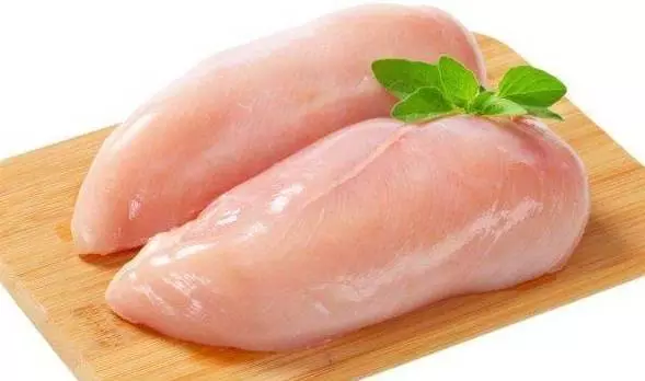 Στήθος κοτόπουλου με τζίντζερ, κινέζικη συνταγή Ιταλίας 26846_2