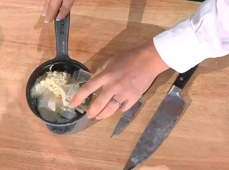 Cómo hacer una gran fondue | Receta y maquillaje de la chef Chloe Facchini