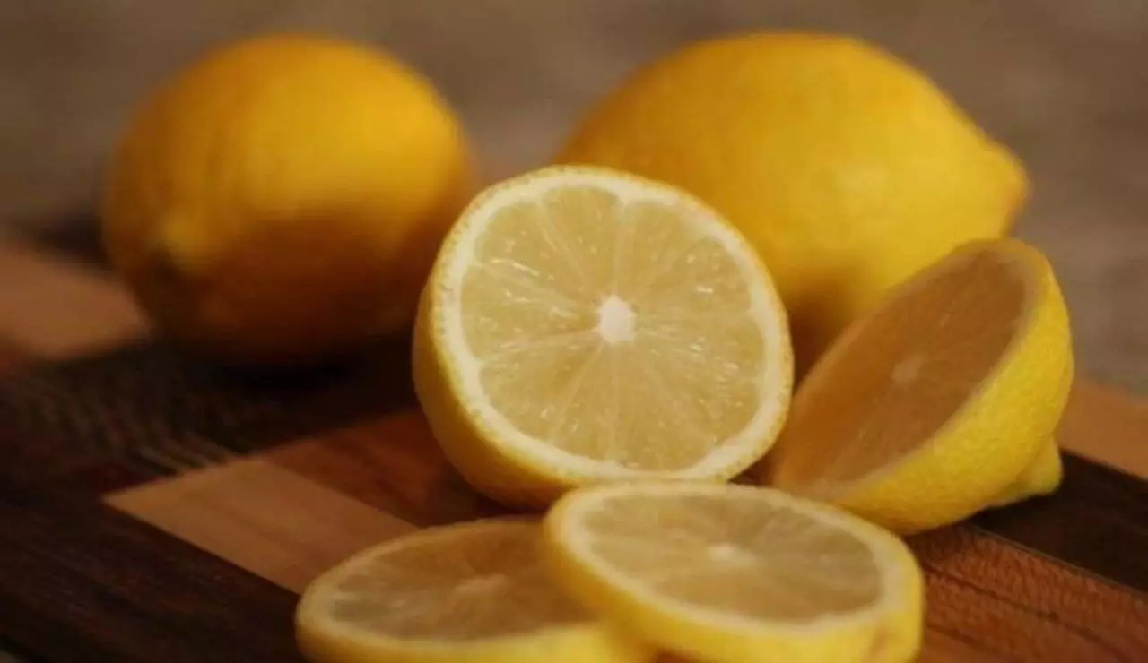 把冰箱裡的檸檬拿走，甜點就做好了：軟、香、快！ 27409_1