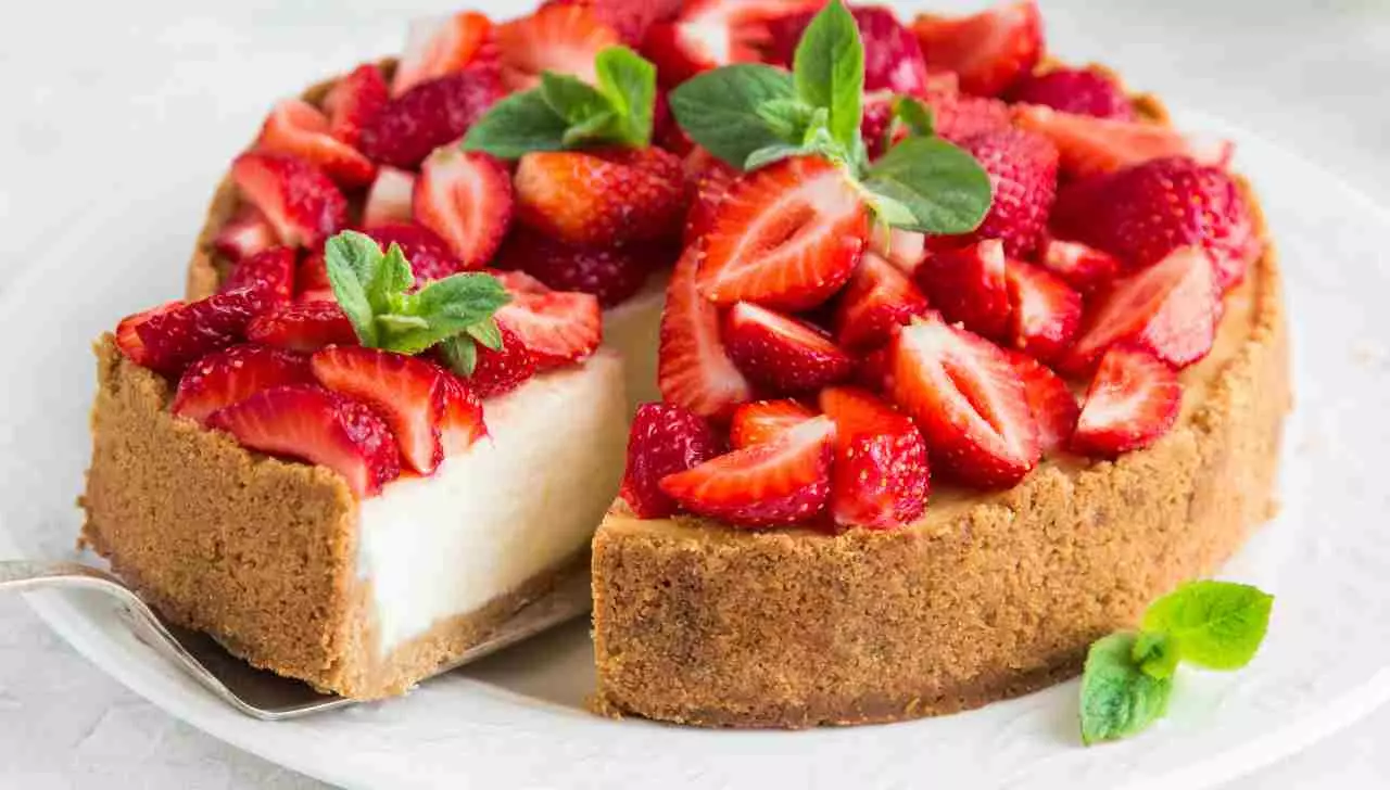 Kuchen mit Ricottacreme und Erdbeeren | Knusprig und duftend 27461_1