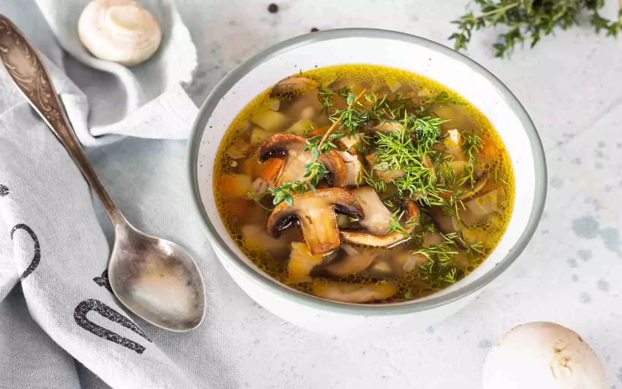 Creamy Chicken Mushroom Soup Recipe