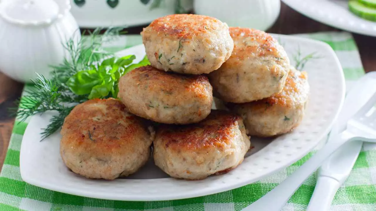 Estas sabrosas albóndigas son ideais para aqueles que non queren comer carne e ovos e manterse lixeiros.