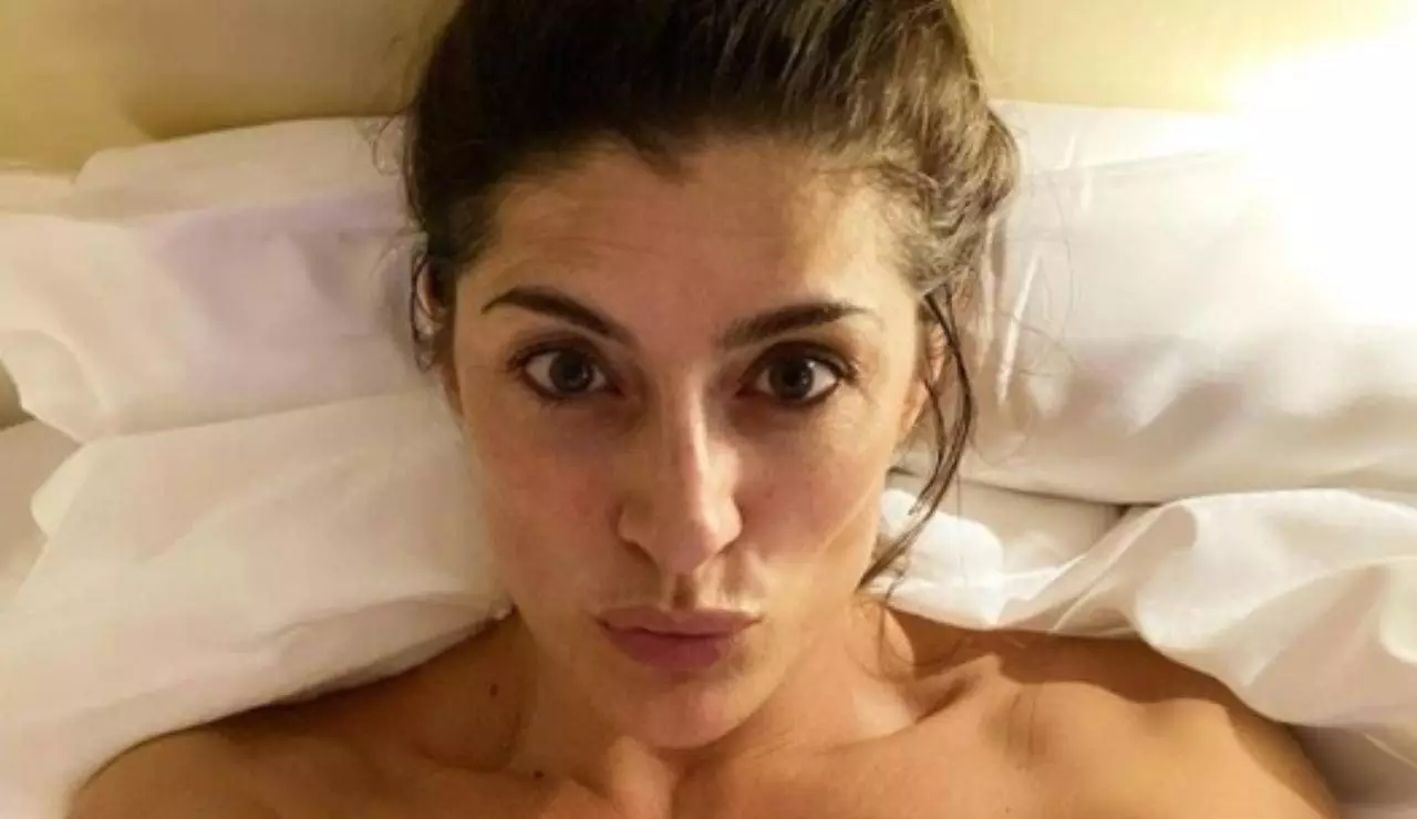 elisa isoardi san yo pa makiyaj fabuleux foto resèt enprime