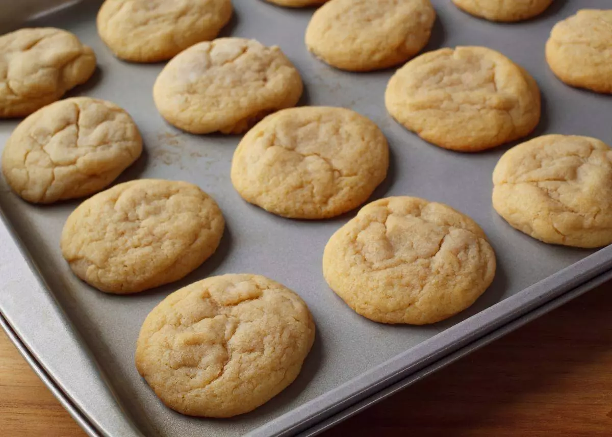 Biscoitos embebidos em óleo, quebradiços e perfeitos para o café da manhã