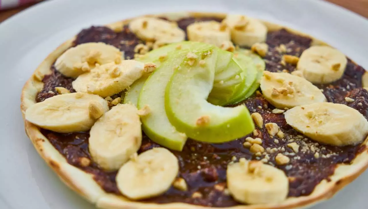 snelle vegan pizza met fruit