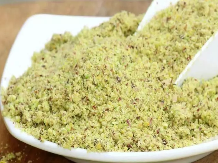 Pistachio truffles nga walay mantekilya ug walay mga itlog, usa ka kahayag nga kalipay 28921_2