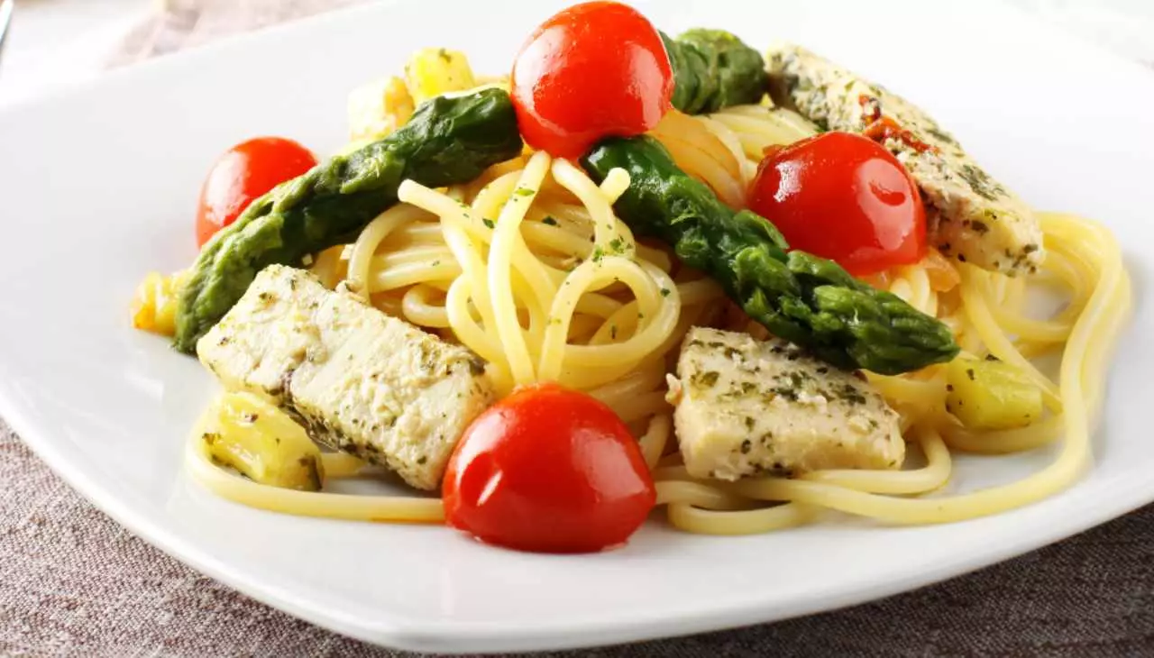 野菜と魚のスパゲッティ