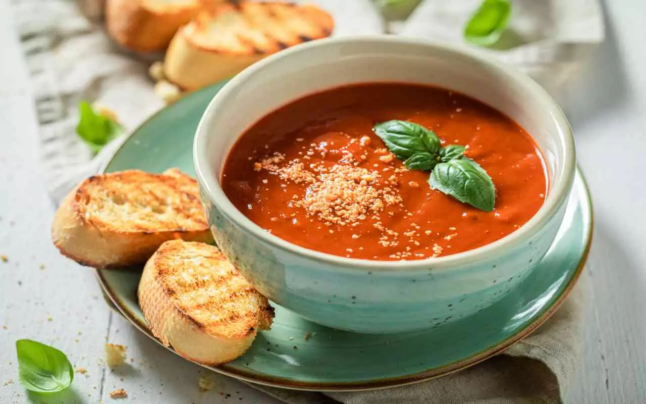 receita de croutons de tomate rema manjericão