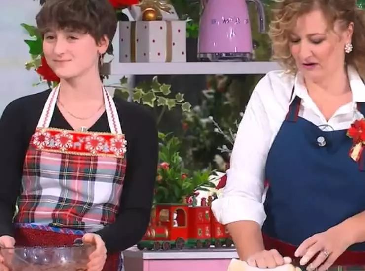 Elmydama günortan | Aşpez Natalýa Kattelaniniň resepti | Süýji Ro Christmasdestwo tortelli