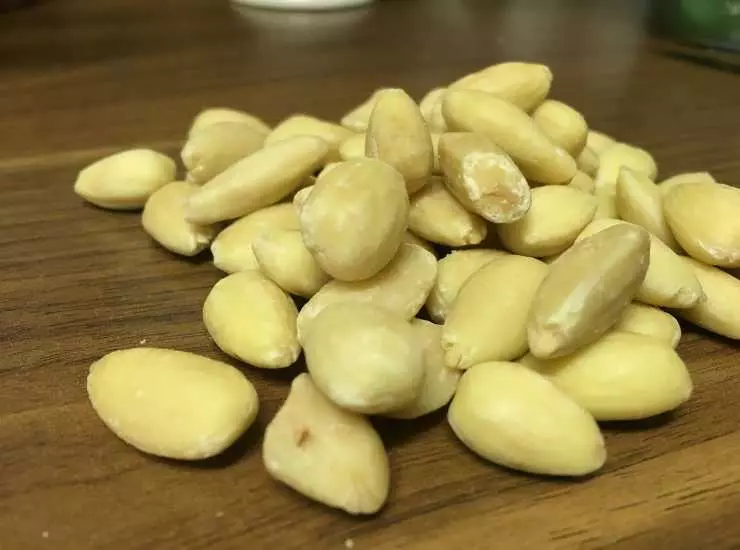 Almond karo pistachio, biskuit alus karo almond lan pistachio 29612_2