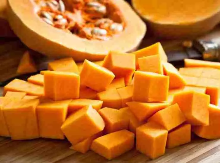 Pumpkin gratin, ierpels en fontina tsiis | Sacht en racy smaak 297_2