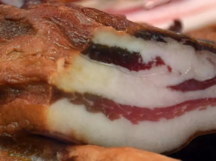 Mkate rolls na Bacon PHOTO mapishi magazeti
