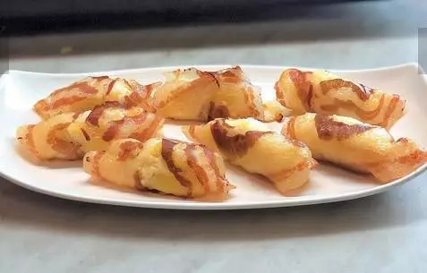 Parodi Benedetta krumplis-bacontekercs