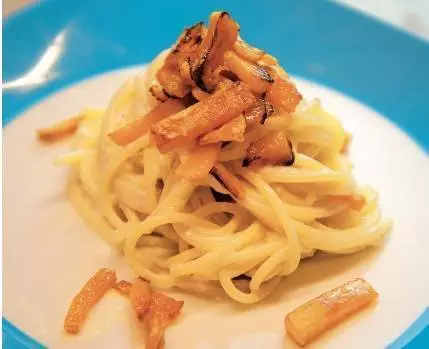 Spaghetti z dynią i pecorino przepis Benedetty Parodi