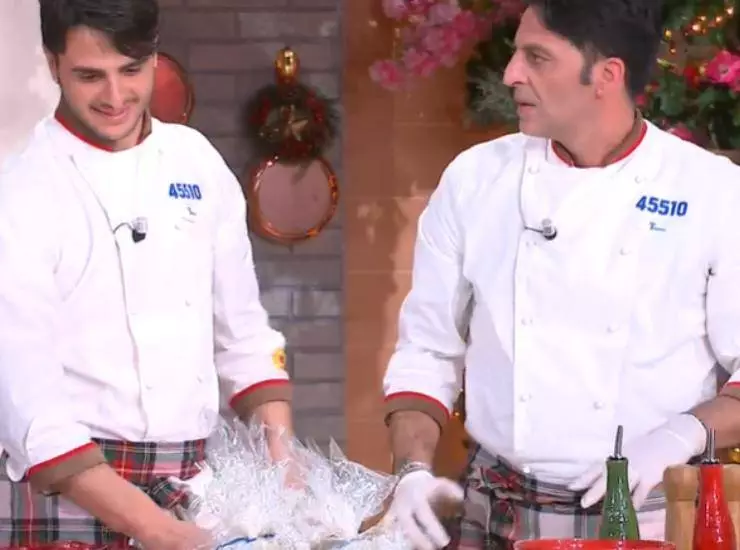 Det är alltid middag | Recept av kocken Mauro Improta och hans son kocken Mattia | Paket med fisk och grönsaker