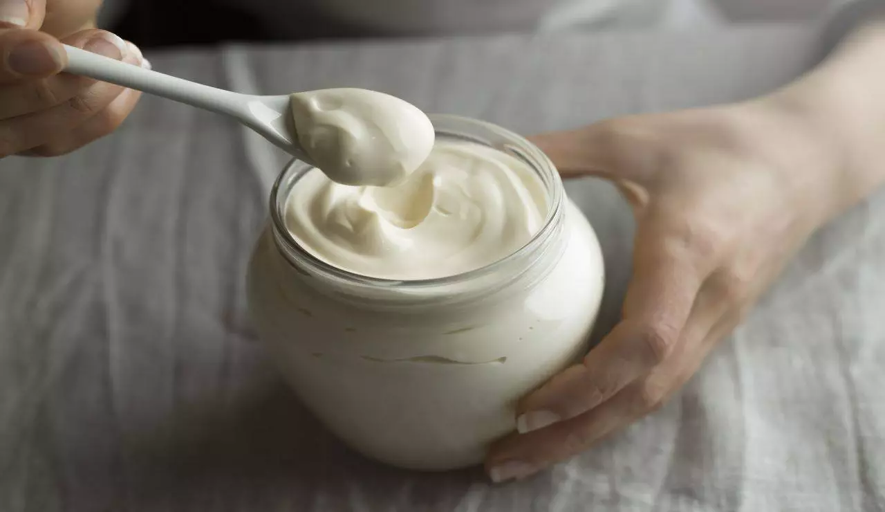 Yogurt mayoneze | yoroshye kandi nziza 30633_1