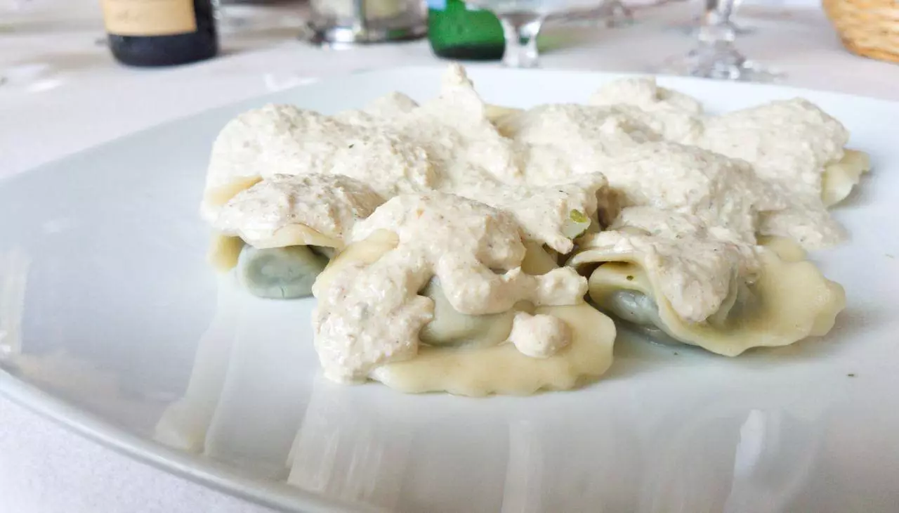 Pansoti ar valriekstu mērci | Tipiska Ligūrijas recepte garšīgam un izsmalcinātam pirmajam ēdienam