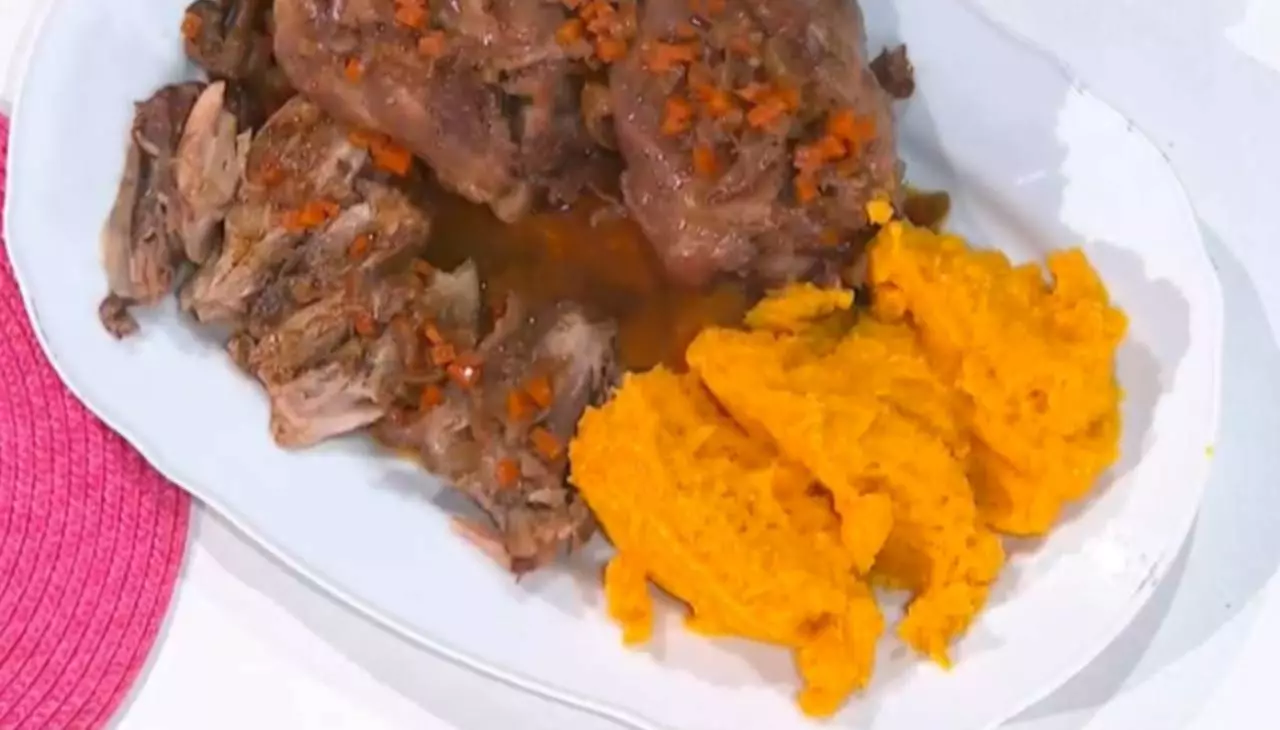 udto lagi | Recipe ni chef Daniele Persegani | Pork knuckle nga adunay pumpkin puree