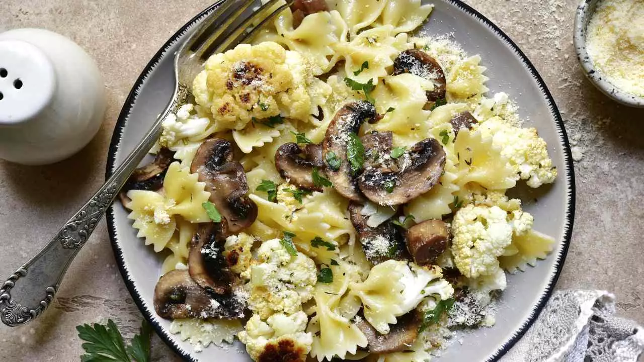 Farfalle mat Champignonen