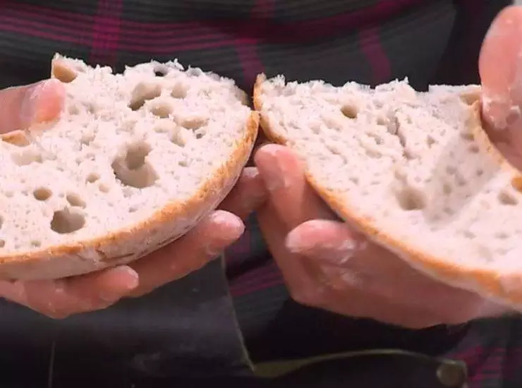 Luôn luôn là buổi trưa | Công thức của thợ làm bánh Fulvio Marino | Bánh mì với bột chiên xù