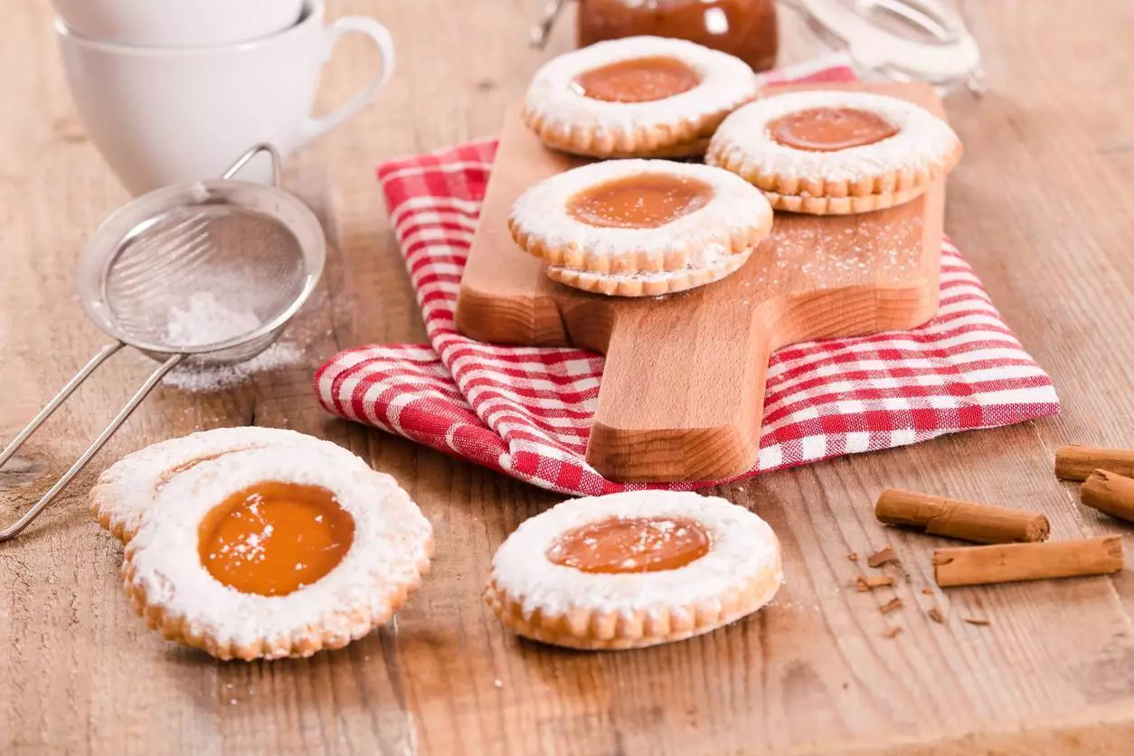 Koekies met Kamut-meel en vrugtekonfyt