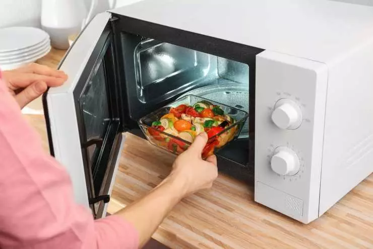 How to best use the microwave oven | Tricks and secrets 32166_2