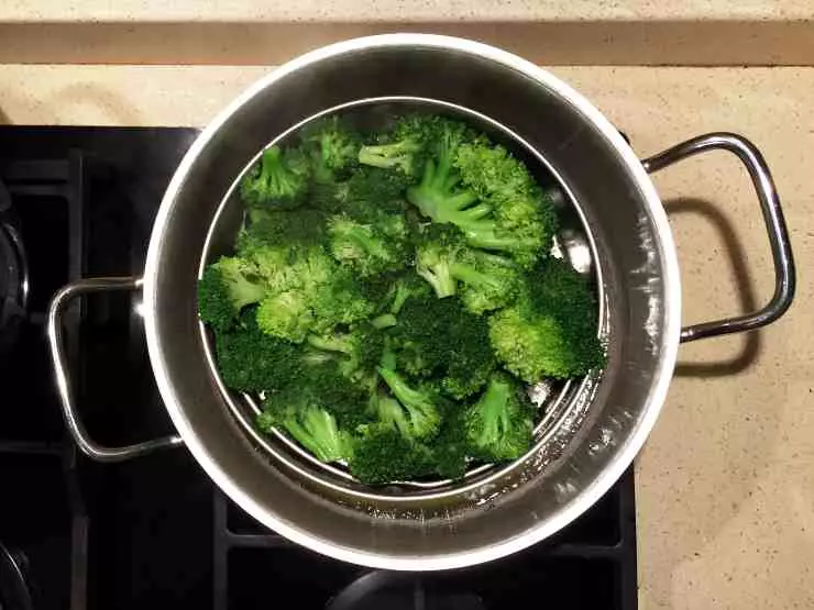 Lasagne med broccoli och fläckar - recepttryck