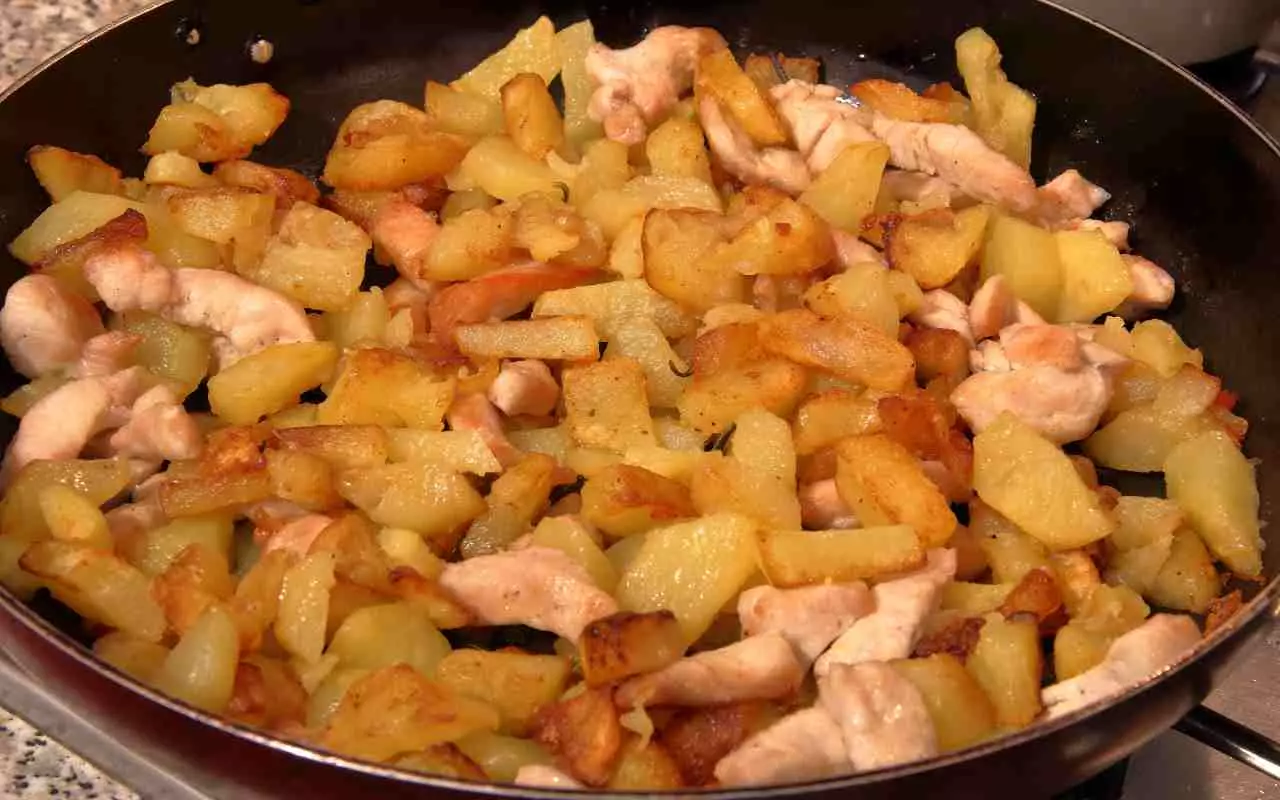 स्ट्रिप्स चिकन बटाटे रेसिपी फोटो रेसिपी प्रिंट