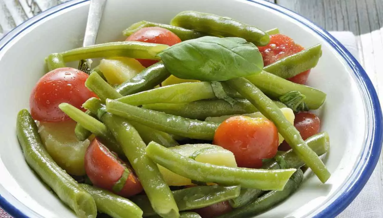 Salade van sperziebonen en nieuwe aardappel | Simpel en lekker