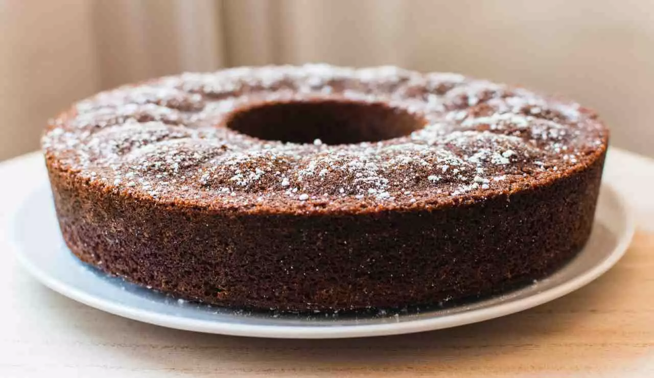 Chocolate donut na ude na aki oyibo