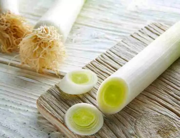 Krim tina kentang, leeks jeung ricotta | Kahadéan anu alus sareng gampang pisan 32971_2