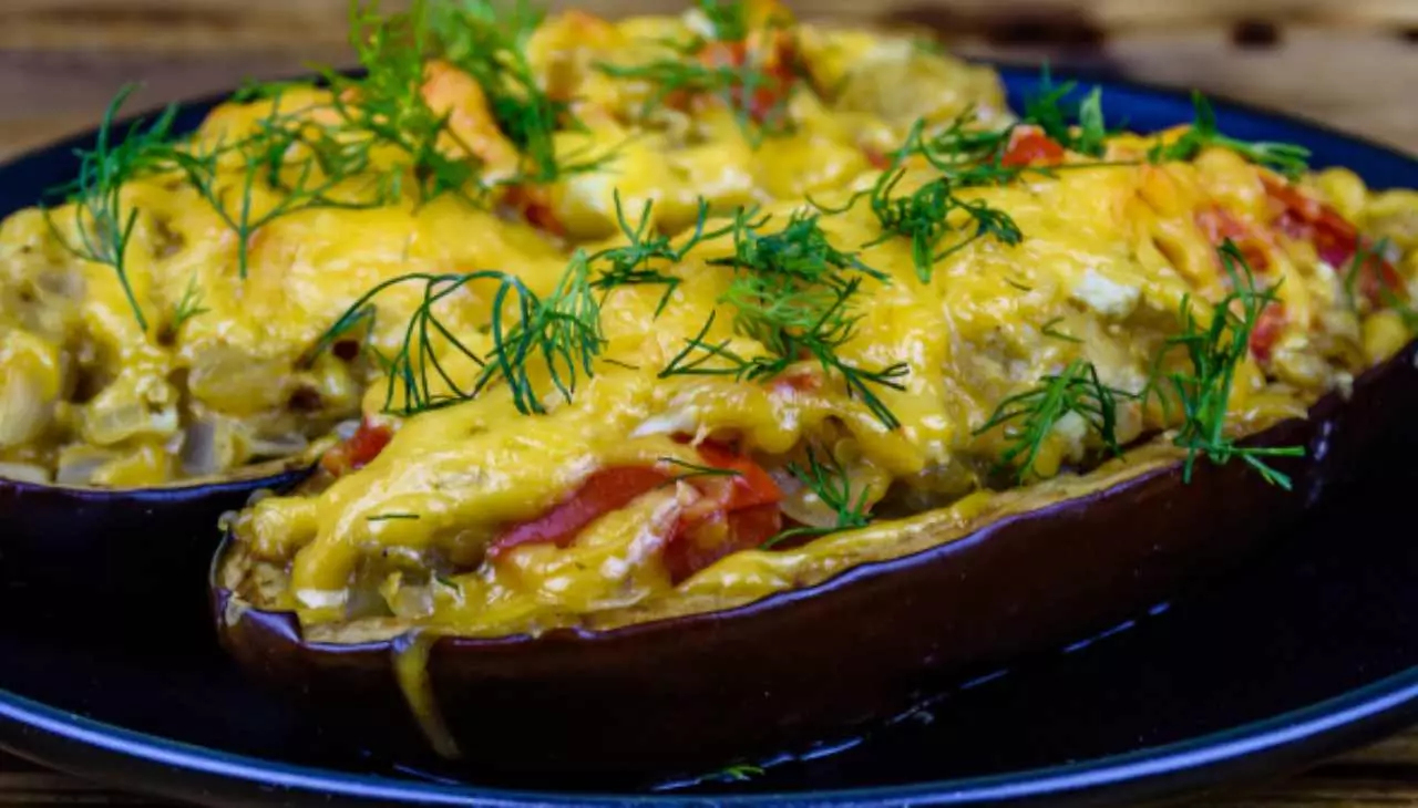 Meatless aubergines | Very easy and ready in a few minutes