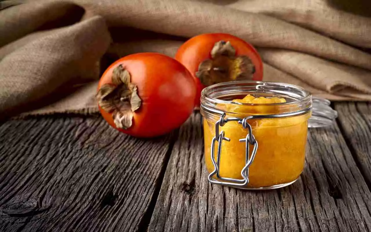 Persimmon jam | Perfekt foar in snack of foar moarnsiten