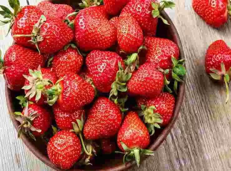 Bruschetta 草莓和罗比奥拉 PHOTO 食谱打印