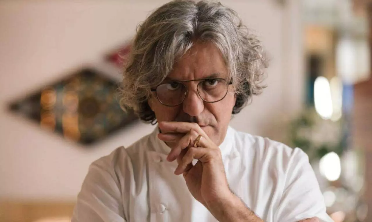 Giorgio Locatelli utom sig själv på MasterChef, rätten är en "mappazzone"