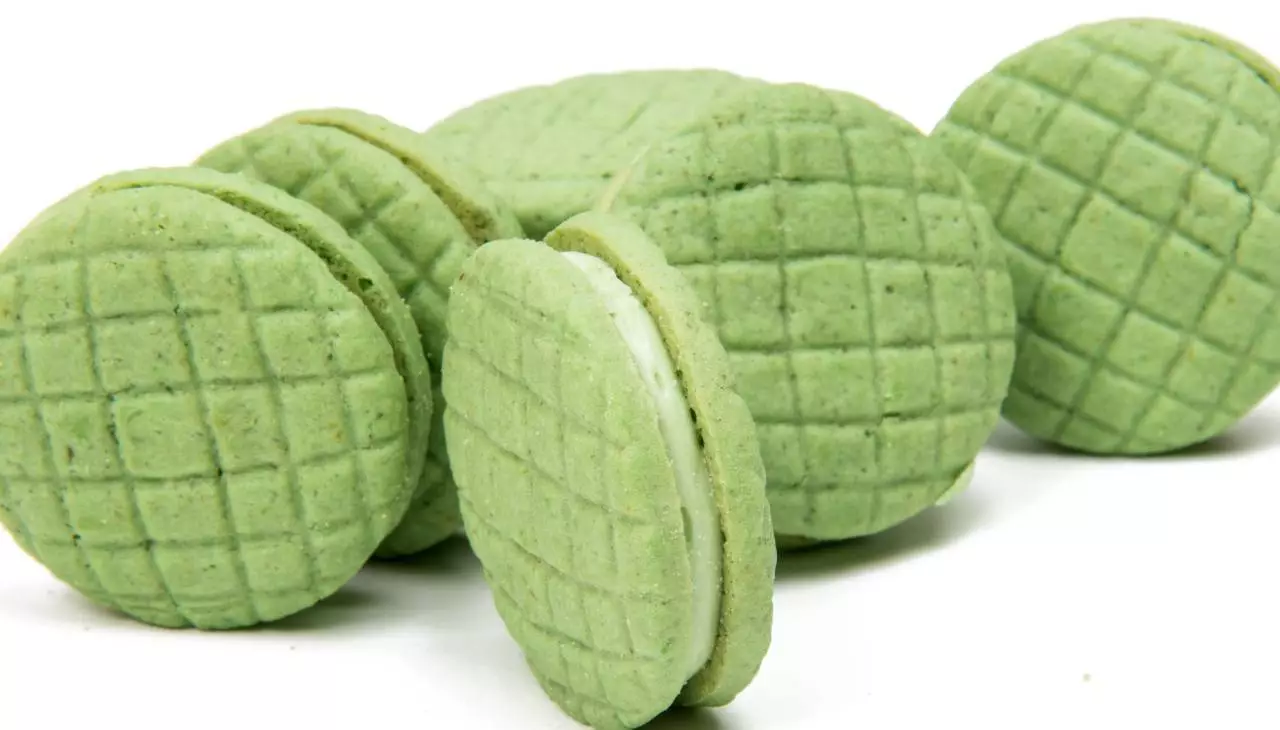 Galletas con chocolate blanco y menta