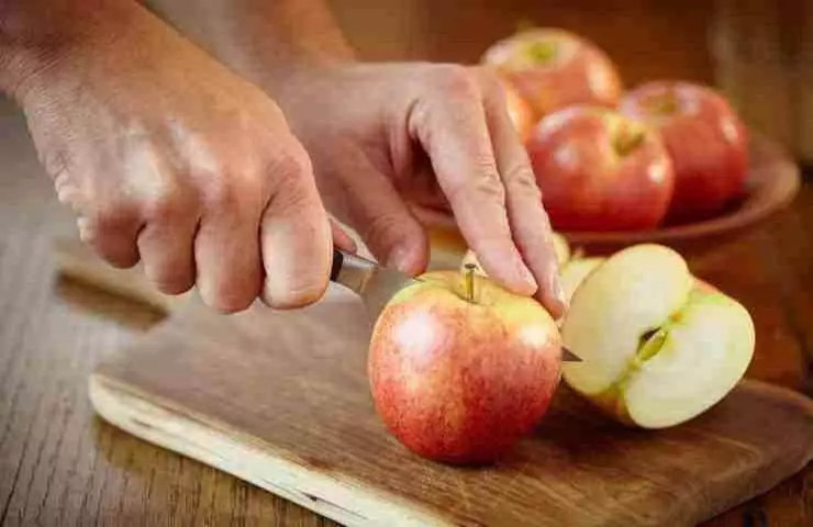 Apple pie with buckwheat flour and cinnamon