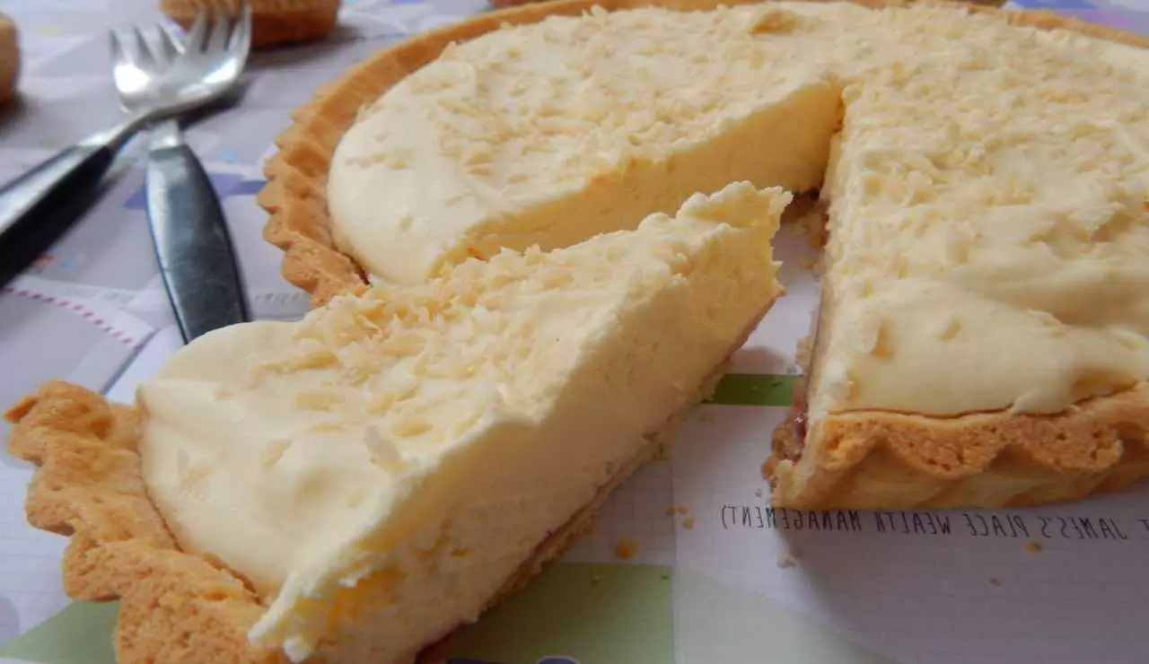 Coconut, vanilla kunye tart itshokolethi emhlophe | ulunge ngokungenakuphikiswa