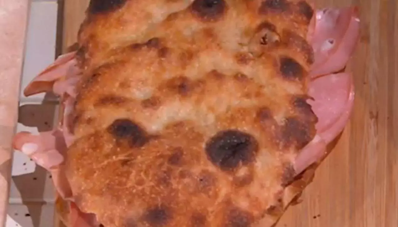 Sok beurang | Resep tina tukang roti Fulvio Marino | Pizza bodas dina sekop