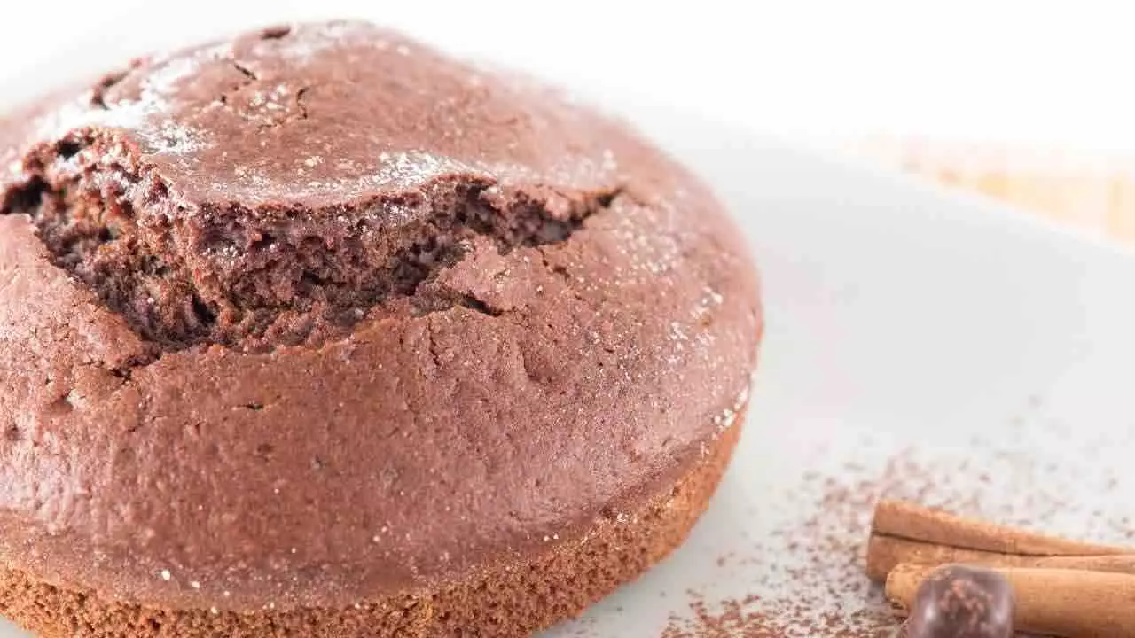 Como fazer um bolo de chocolate quente sem ovos