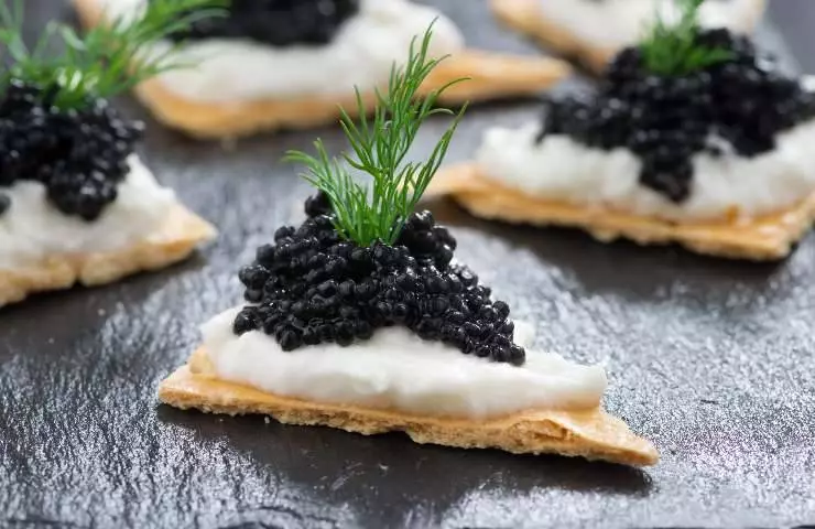 Caviar قيمت ۽ ٻي ڄاڻ