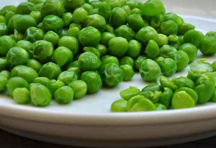 Pasta alla carbonara with peas | អស្ចារ្យហើយធ្វើបានលឿនណាស់។ 33765_2