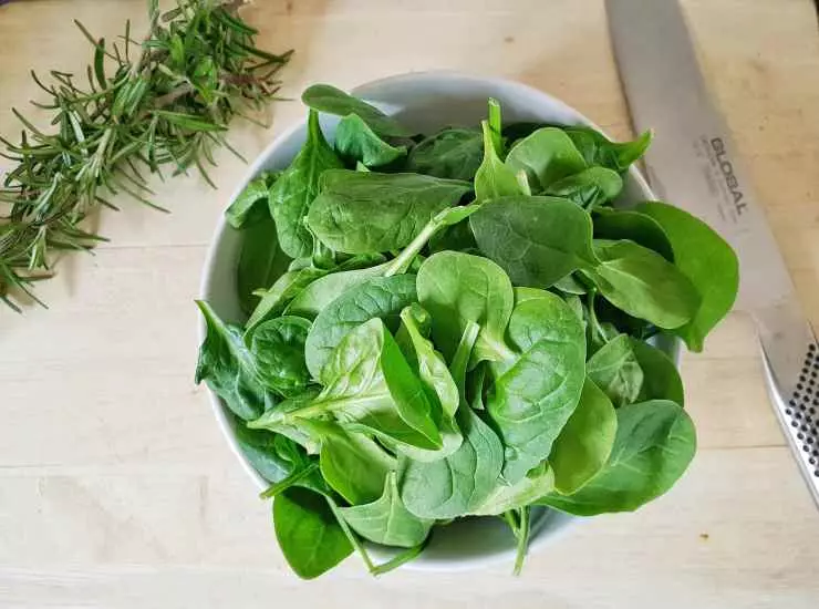 ほうれん草ご飯と生ハムのパイ、完璧な指 33914_3