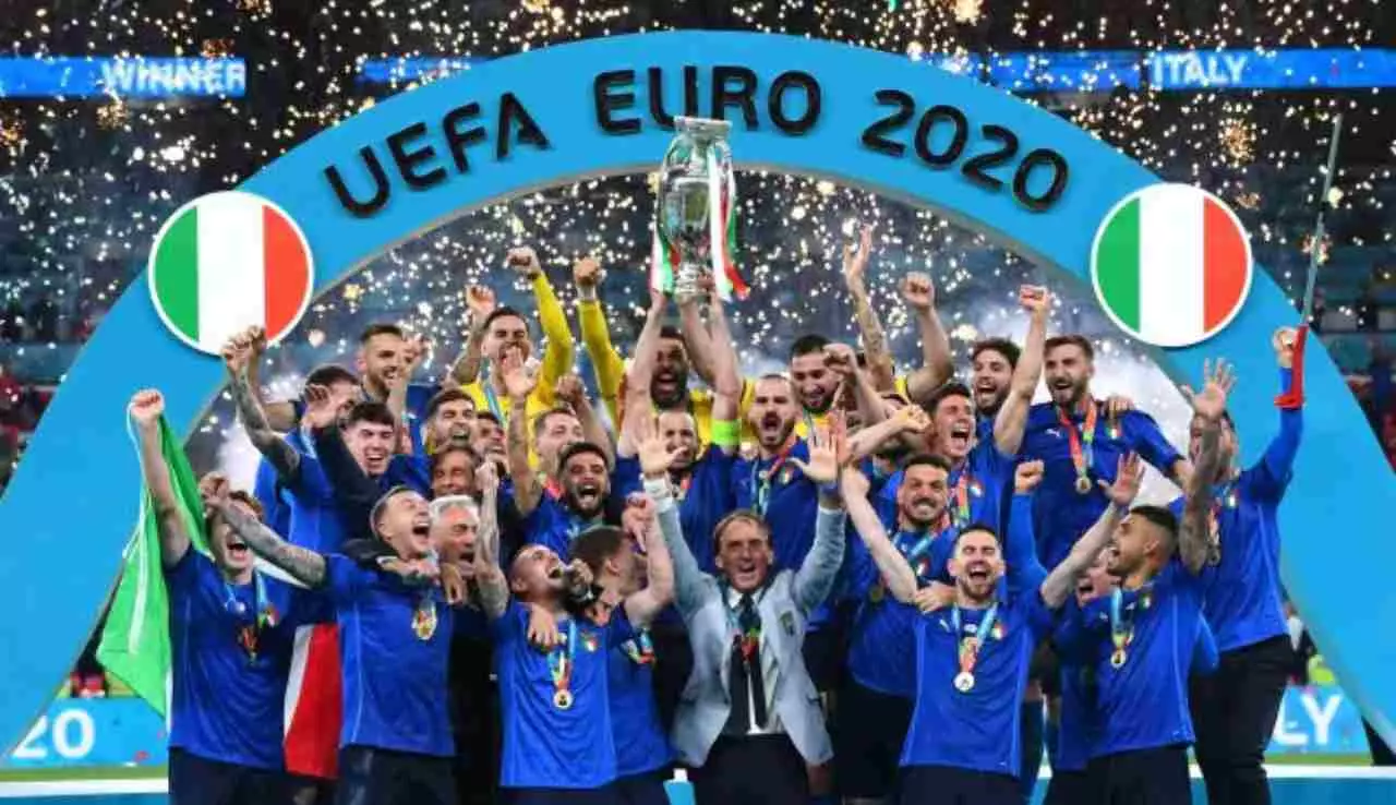 Euro 2020, kush është shefi i kombëtares? Rizoto e bestytnive