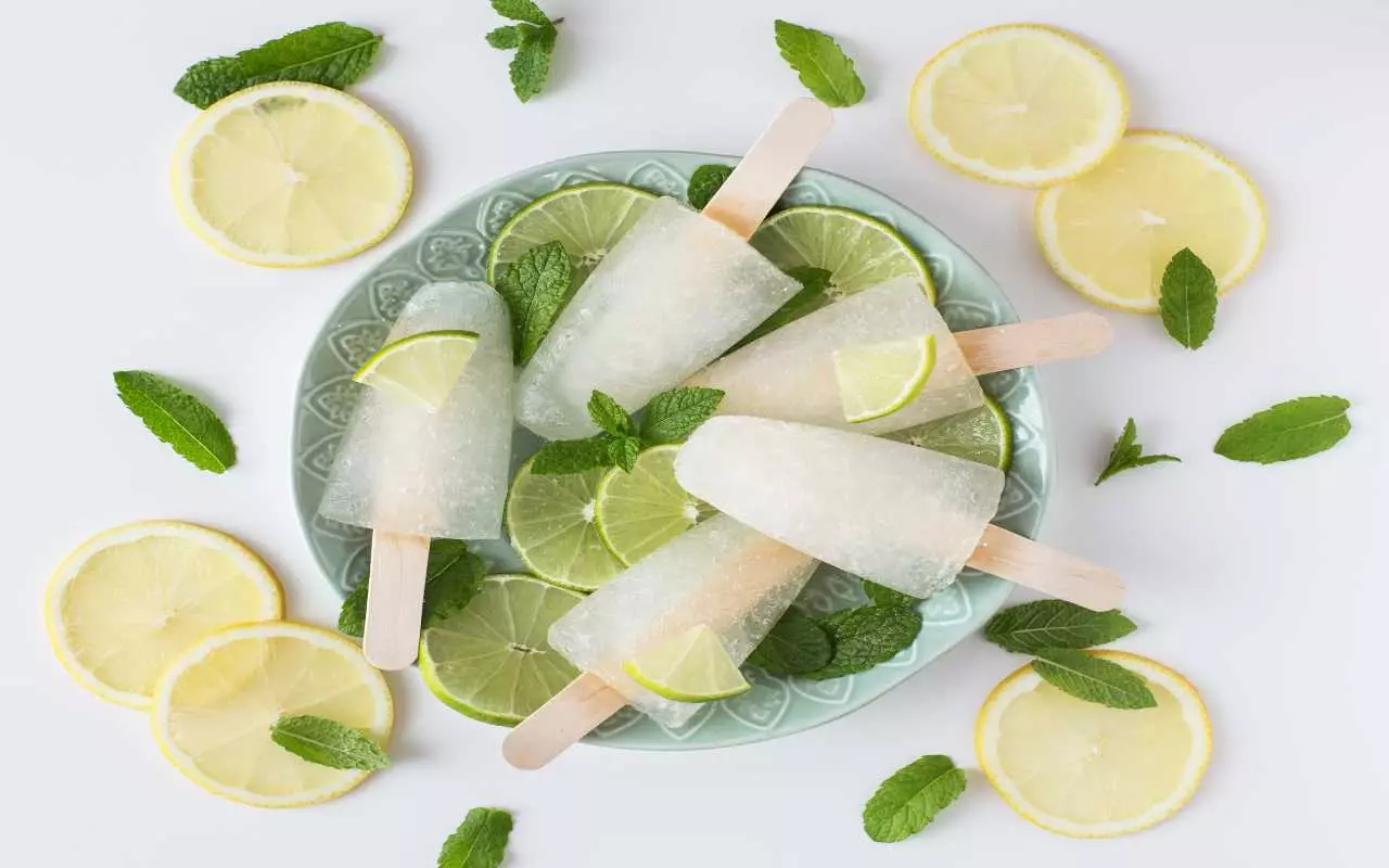 Lemon ice lolly | ਸਭ ਤੋਂ ਸਰਲ ਪਰ ਵਧੀਆ ਵੀ