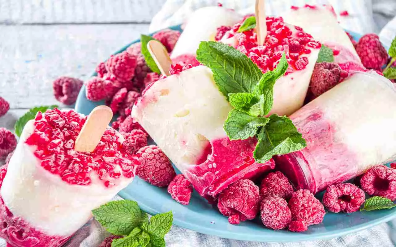 popsicles raspberry yogurt recipe PHOTO recipe print