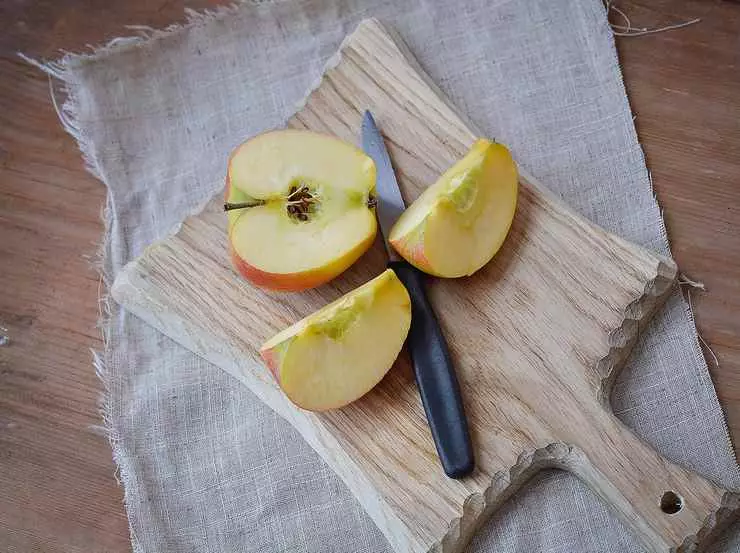 Ricotta õuna-kaneelivaht, valmis 15 minutiga lihtsalt 34419_3