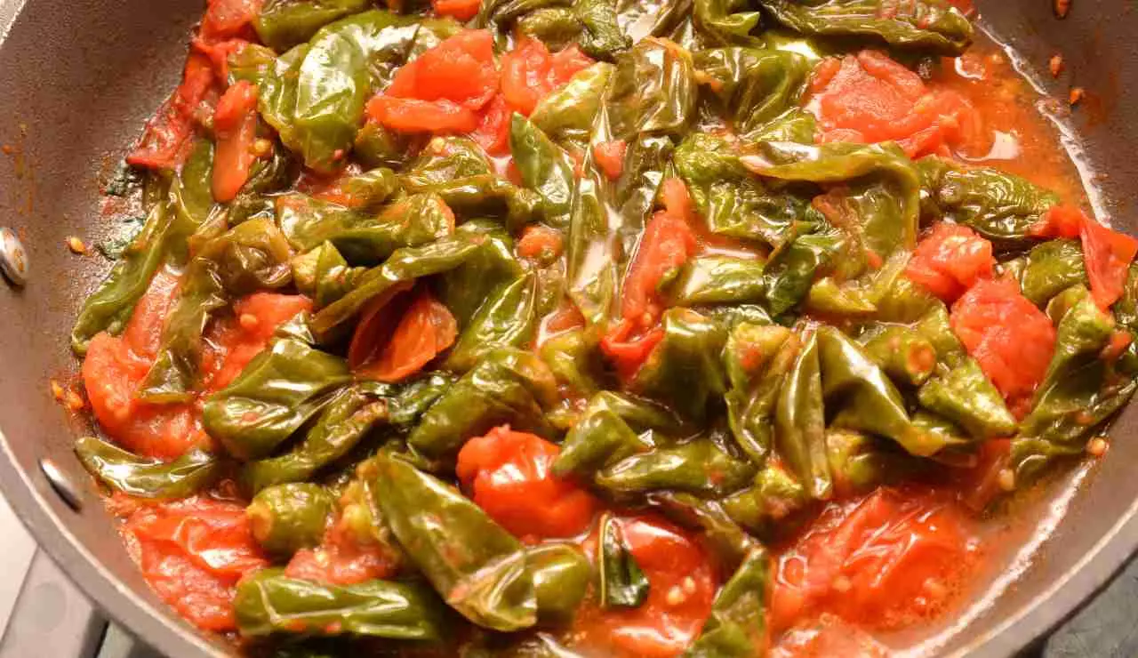 cabe héjo digoréng kalayan tomat | Resep Neapolitan gampang