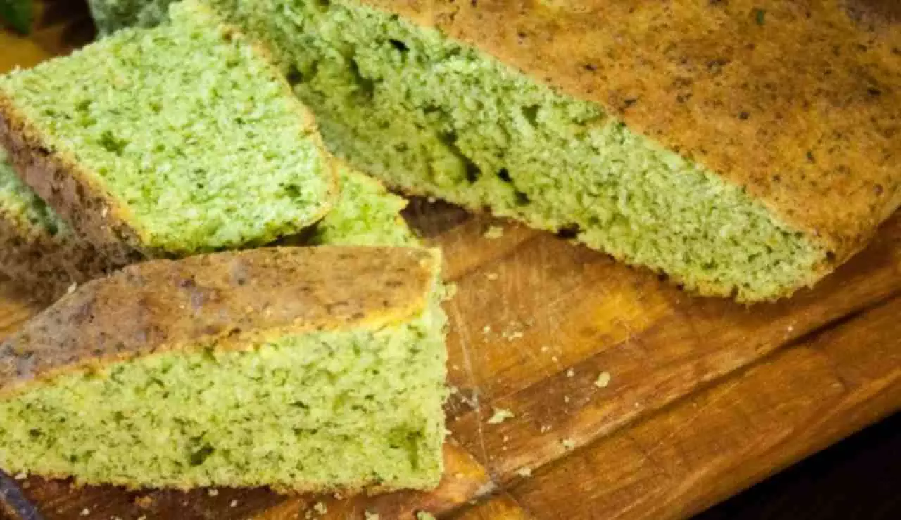 Philadelphia le spinach plumcake | e monate e monate ebile e sa thijoe