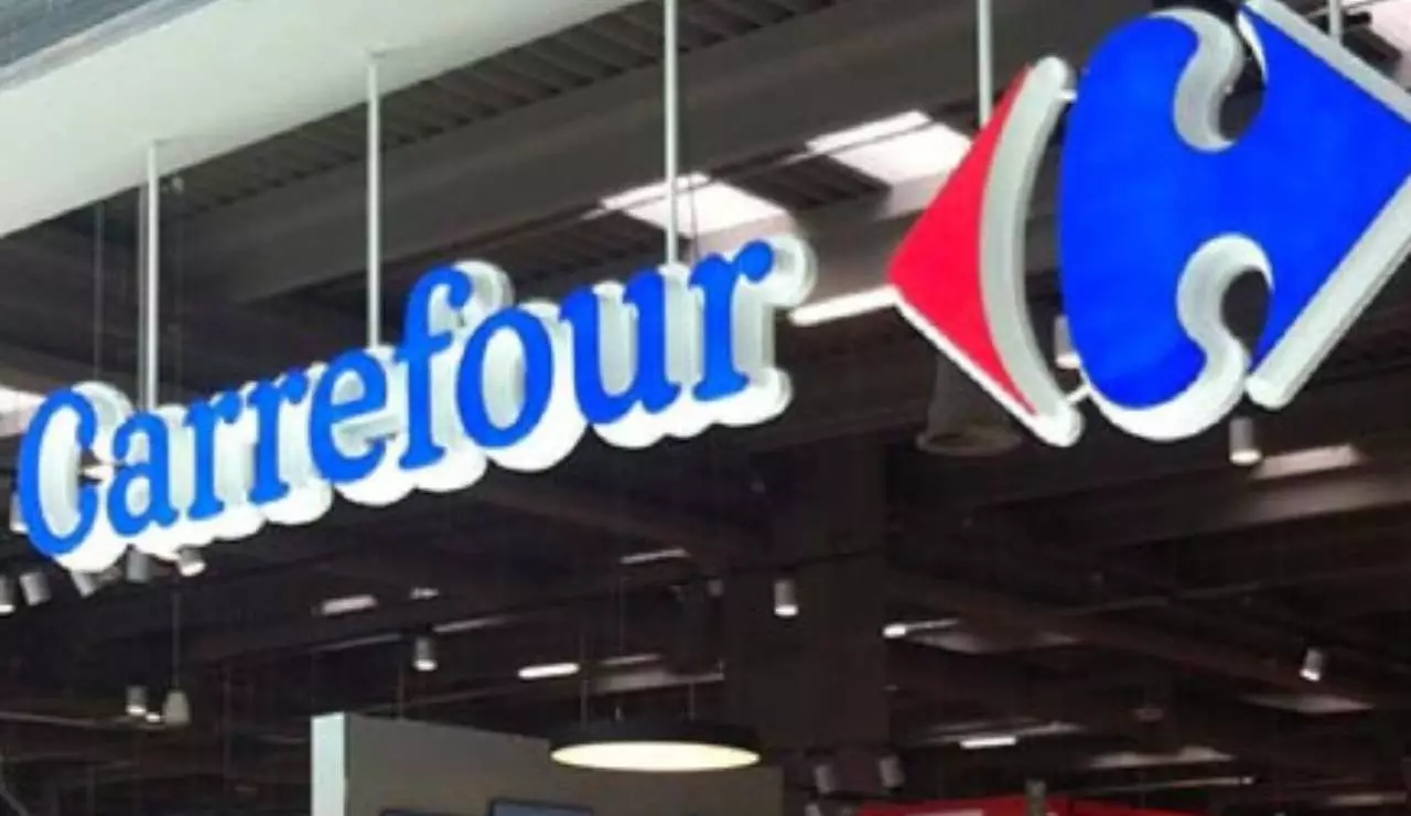 Carrefour atsaukšana | Bezrecepšu produkts | Visas detaļas un fotogrāfijas